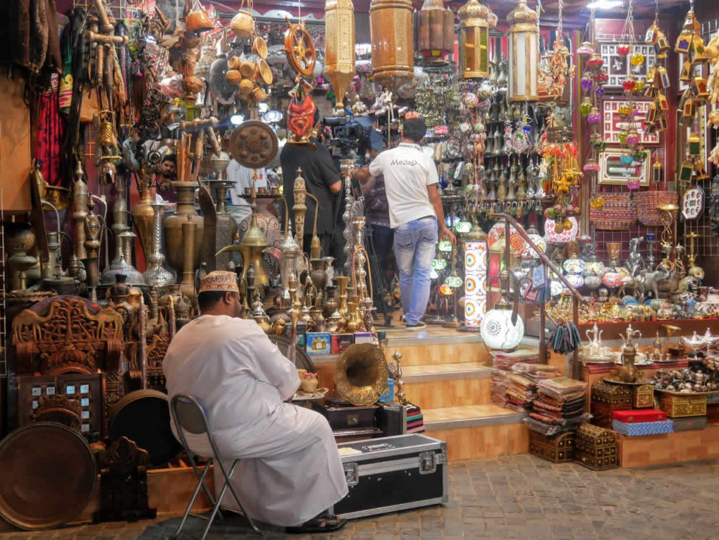 Ultimate Travel Guide: Muscat (Oman) - Culture tourist