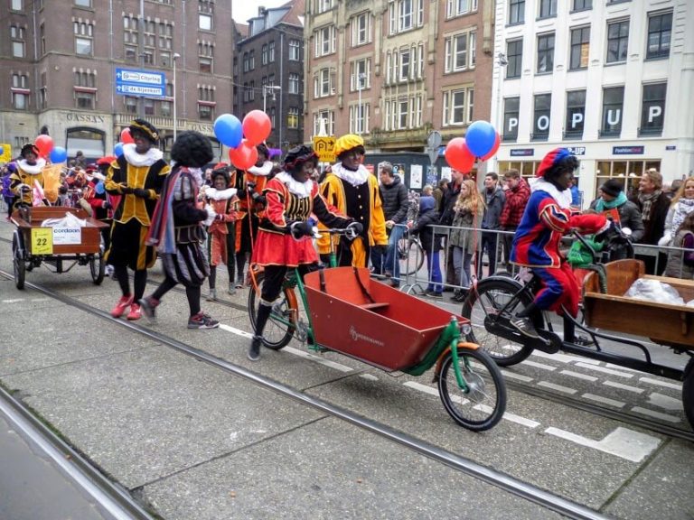 Sinterklaas celebration in Amsterdam - Culture tourist